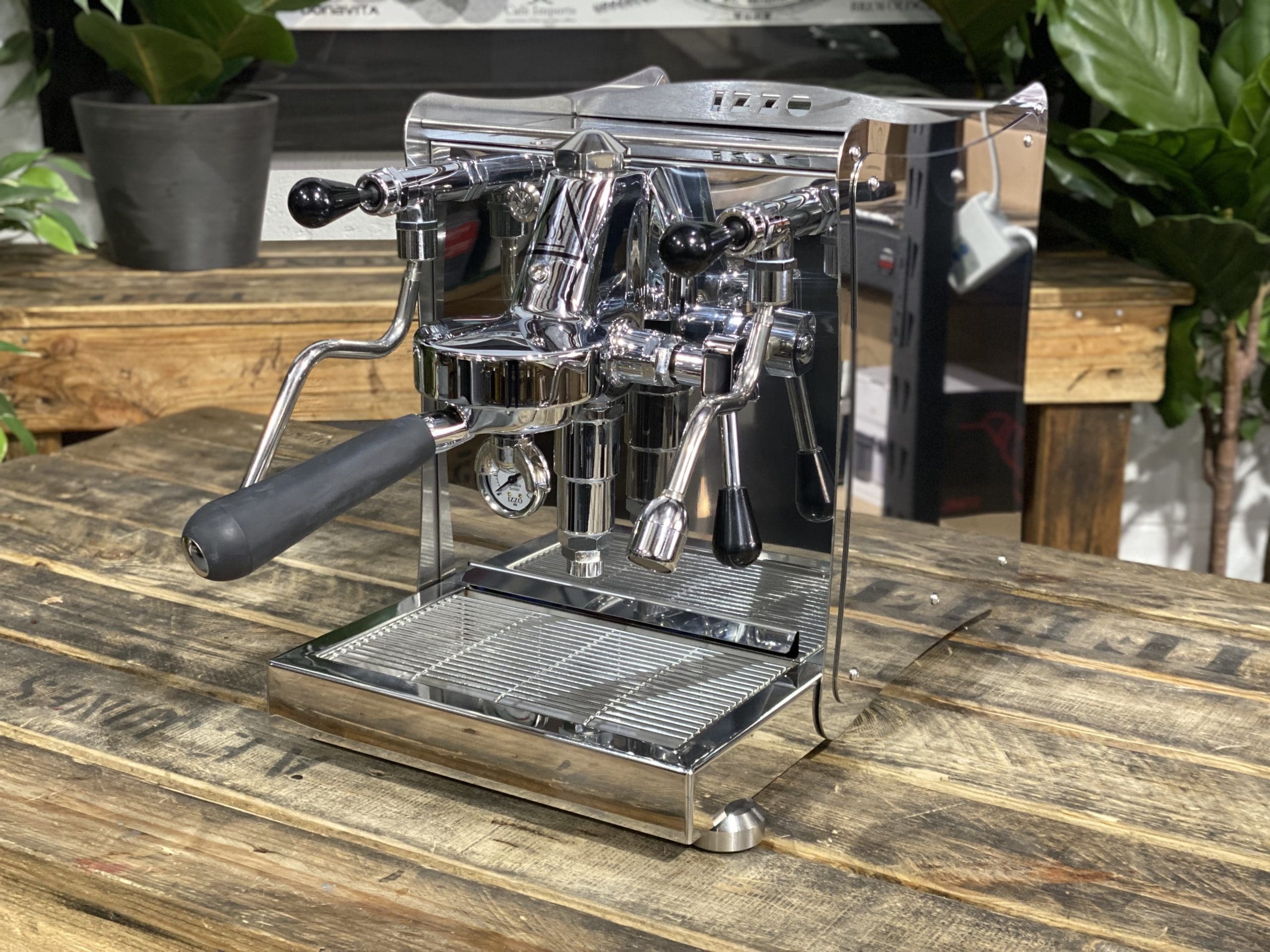 Izzo Vivi Flat 1 Group Stainless - New